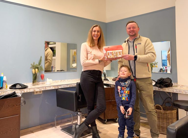 Friseurmeisterin sammelt für Kinderdorf - Albert-Schweitzer-Kinderdorf ...